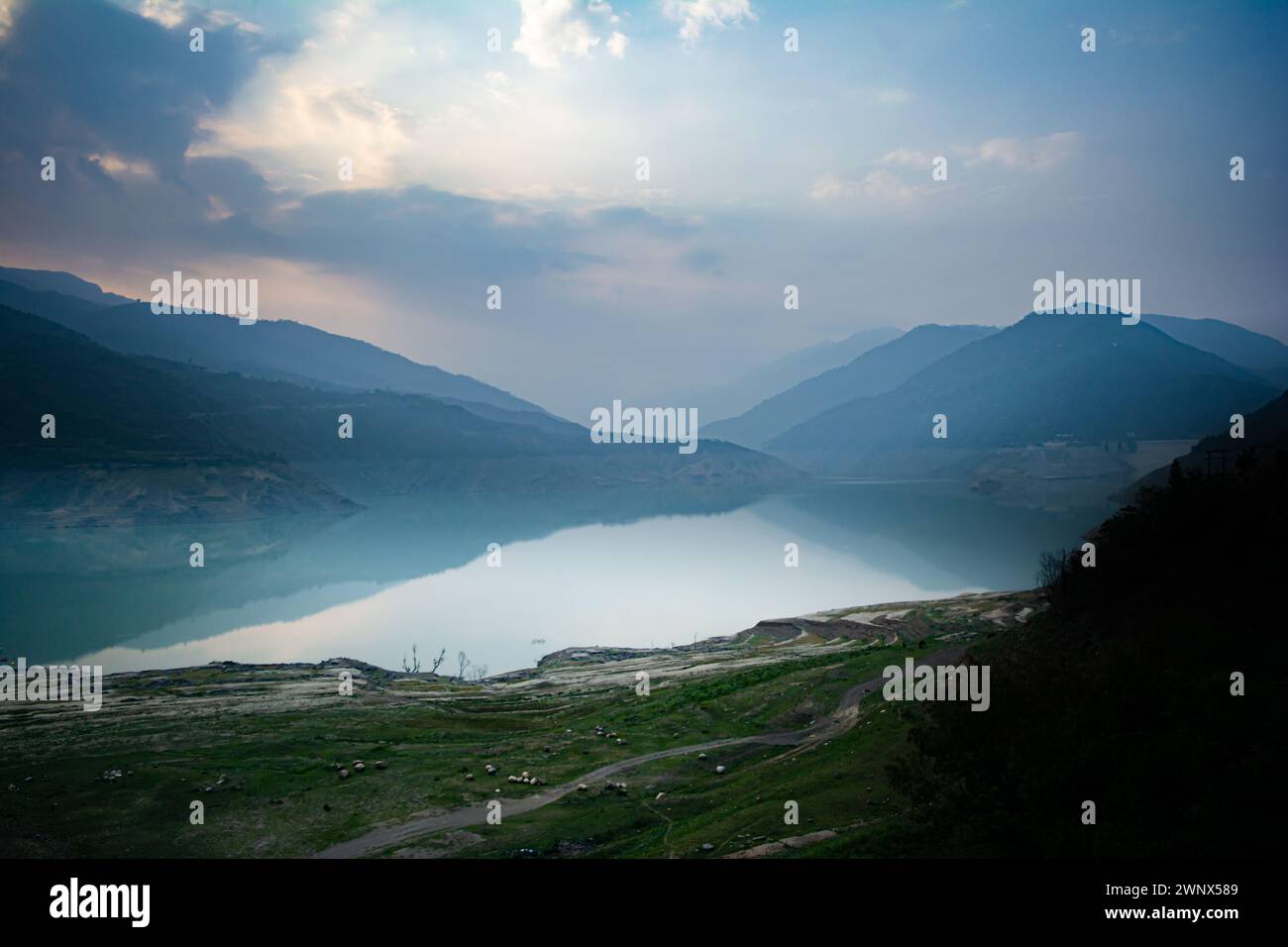 Sunrise view of Tehri mountains. Scenery sunrise over Tehri Lake ...