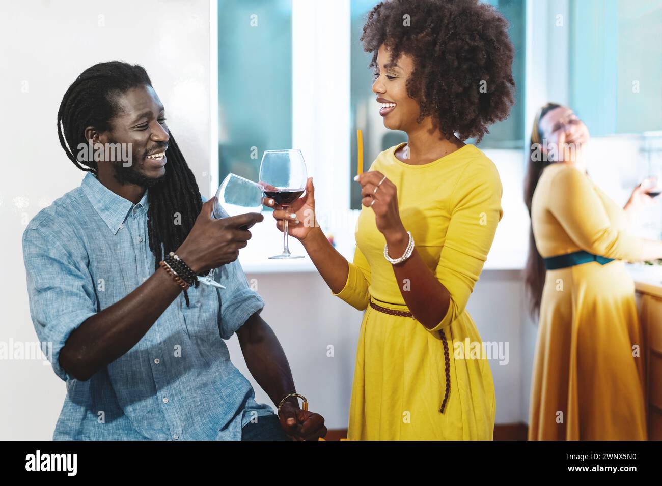Bonding expressions hi-res stock photography and images - Alamy