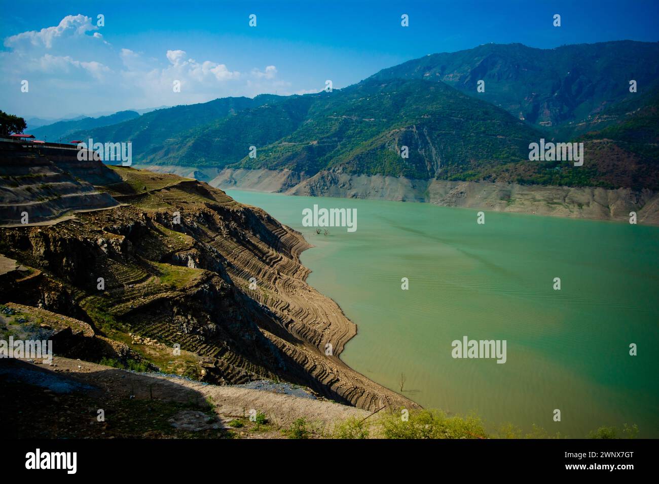 Tehri lake surrounded by mountains in Uttarakhand, india, Tehri Lake is ...