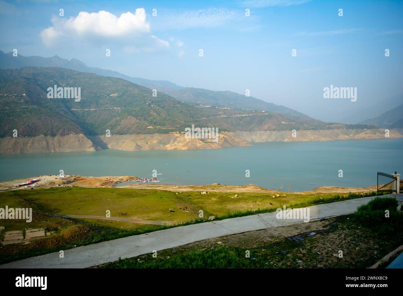 Tehri lake surrounded by mountains in Uttarakhand, india, Tehri Lake is ...