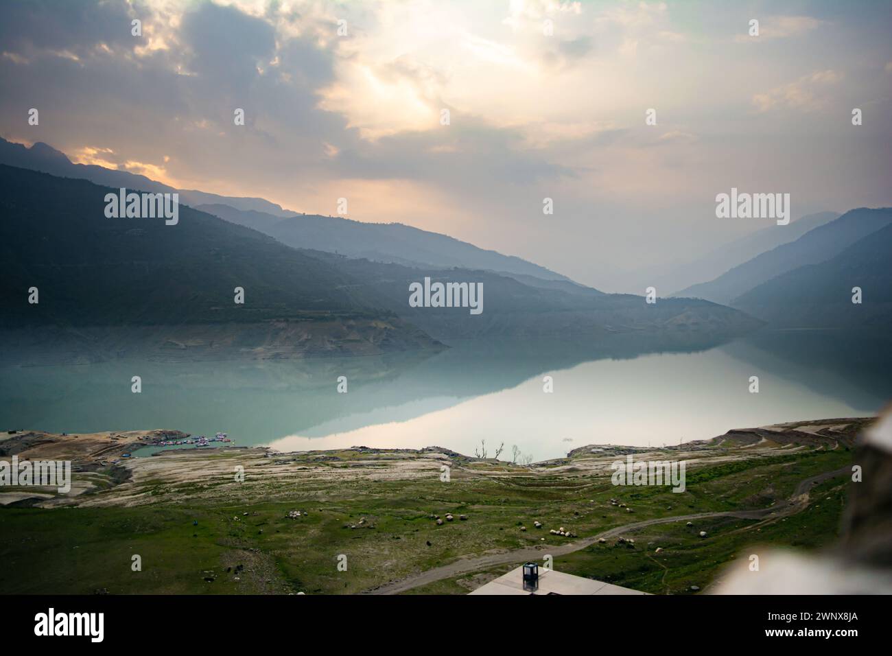 Tehri lake surrounded by mountains in Uttarakhand, india, Tehri Lake is ...