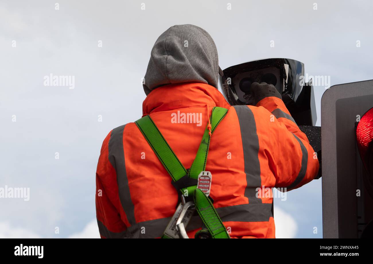 Ulez tfl camera hi-res stock photography and images - Alamy