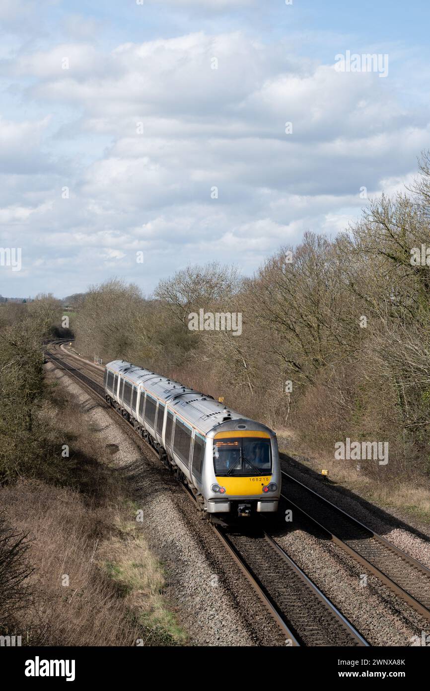 Chiltern Railways class 168 diesel train at Shrewley, Warwickshire ...