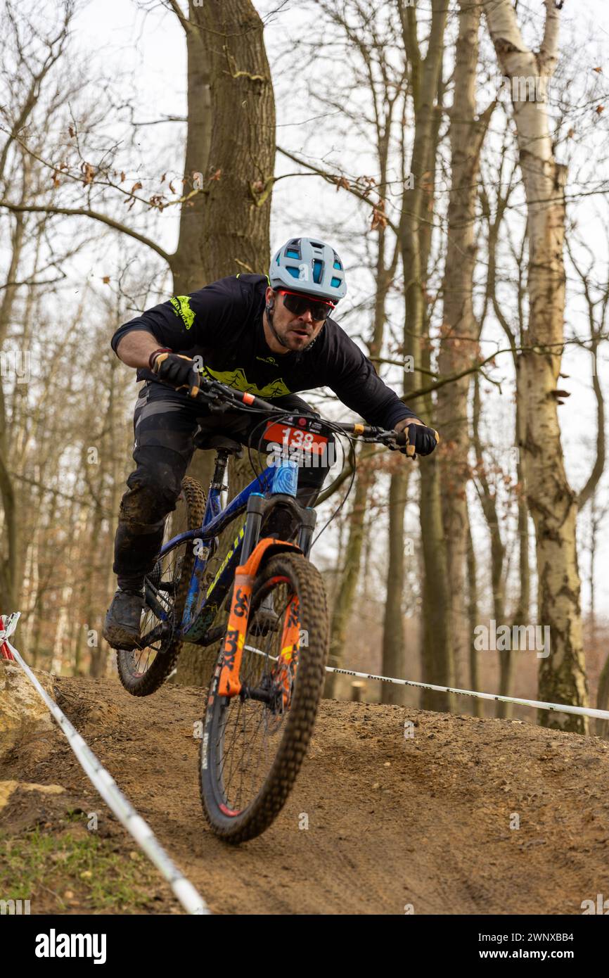 Canyon mtb hi-res stock photography and images - Alamy