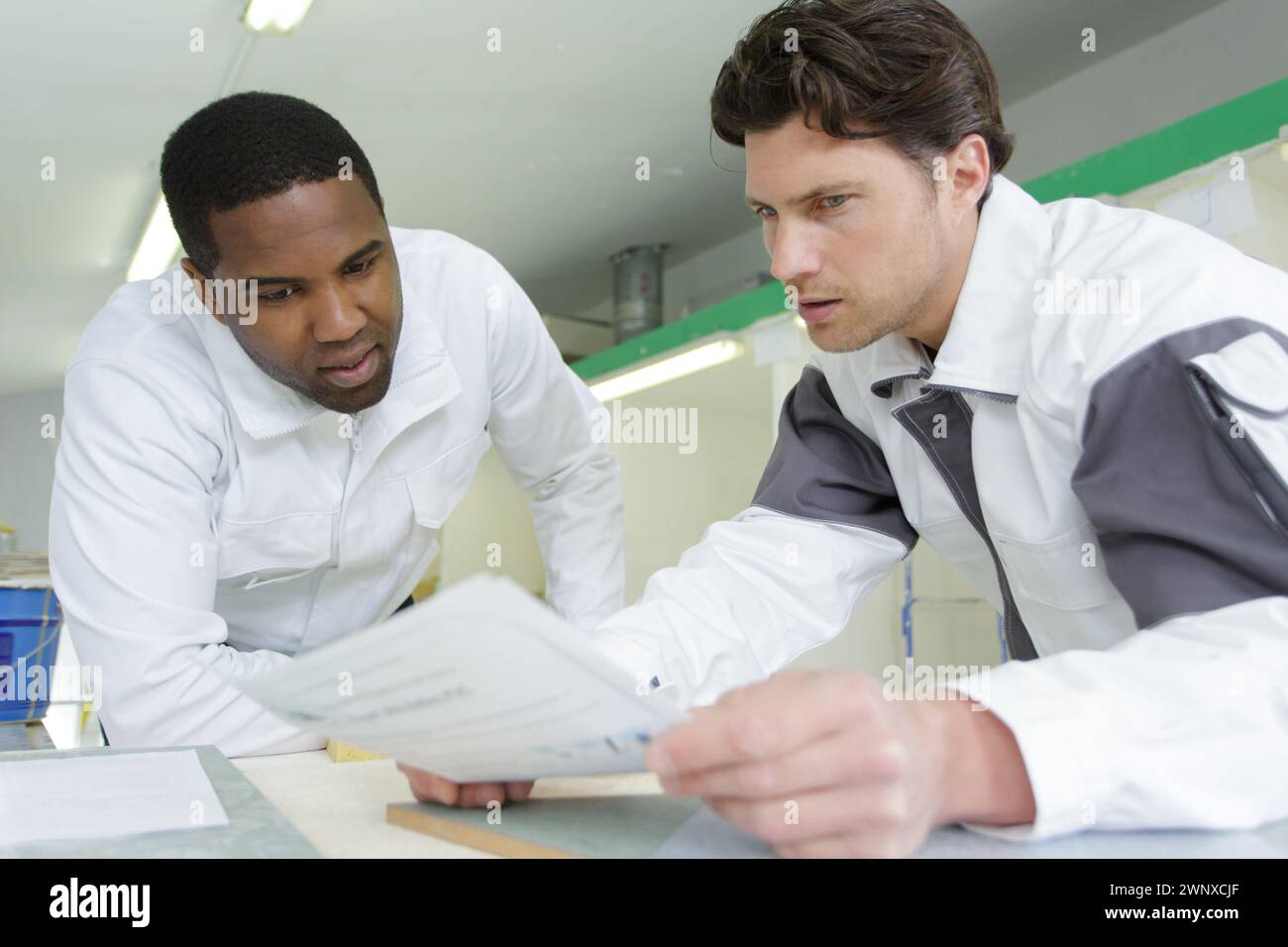 Contractors colleagues hi-res stock photography and images - Alamy