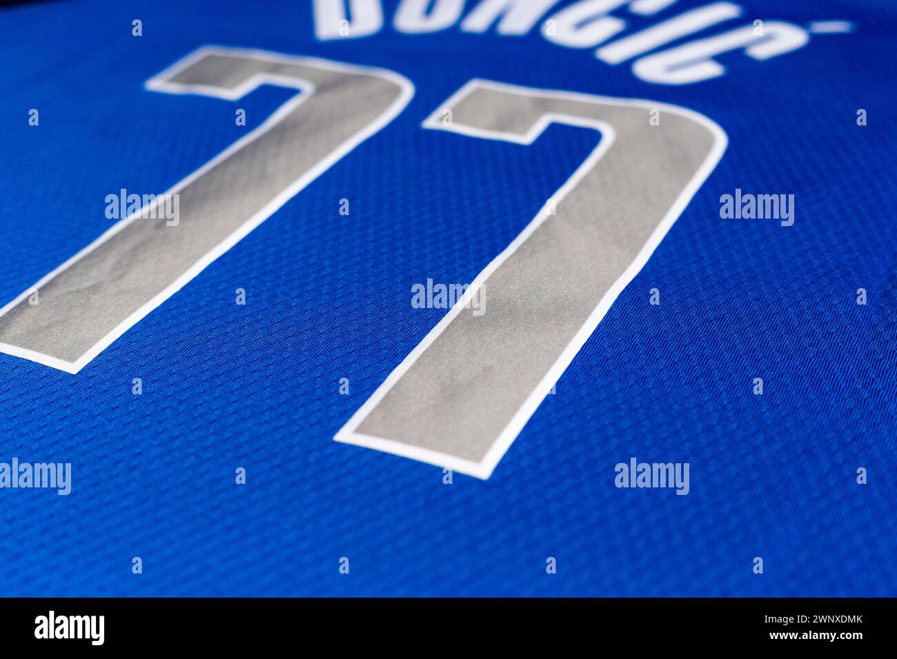 Dallas basketball jersey of Luka with the number 77 Stock Photo - Alamy