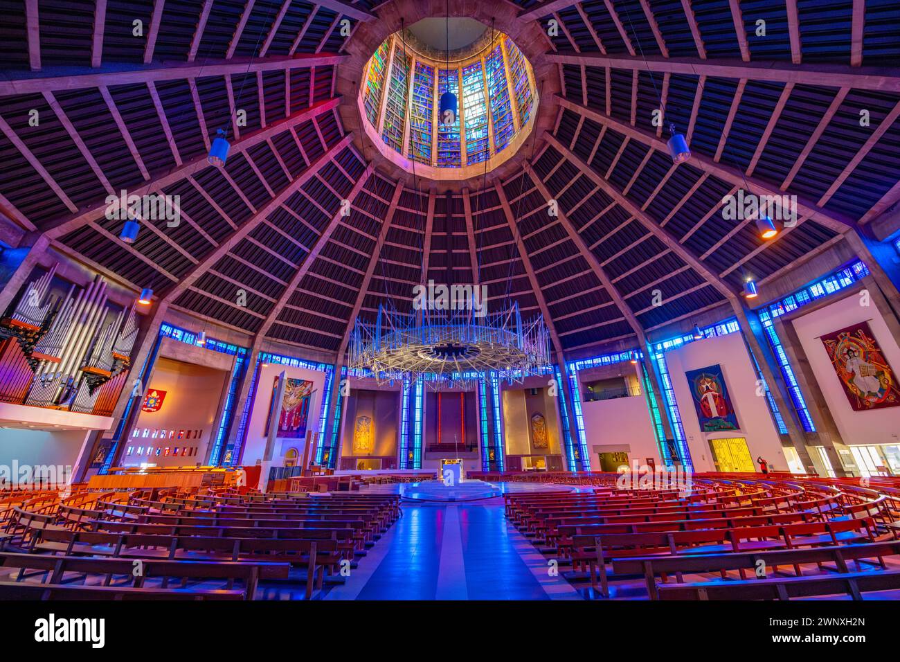 The interior of Liverpool metropolitan cathedral Stock Photo - Alamy