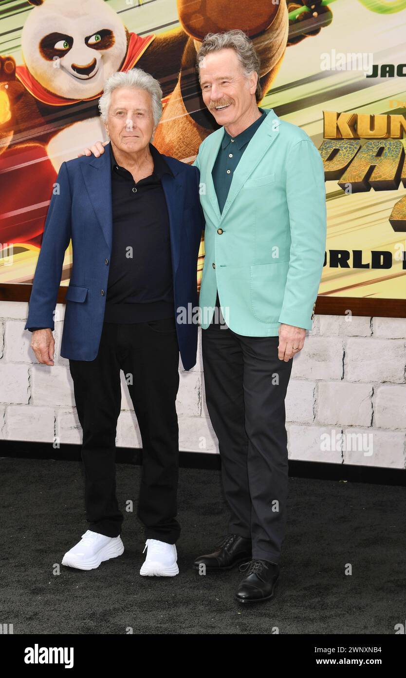 LOS ANGELES, CALIFORNIA - MARCH 03: (L-R) Dustin Hoffman and Bryan ...