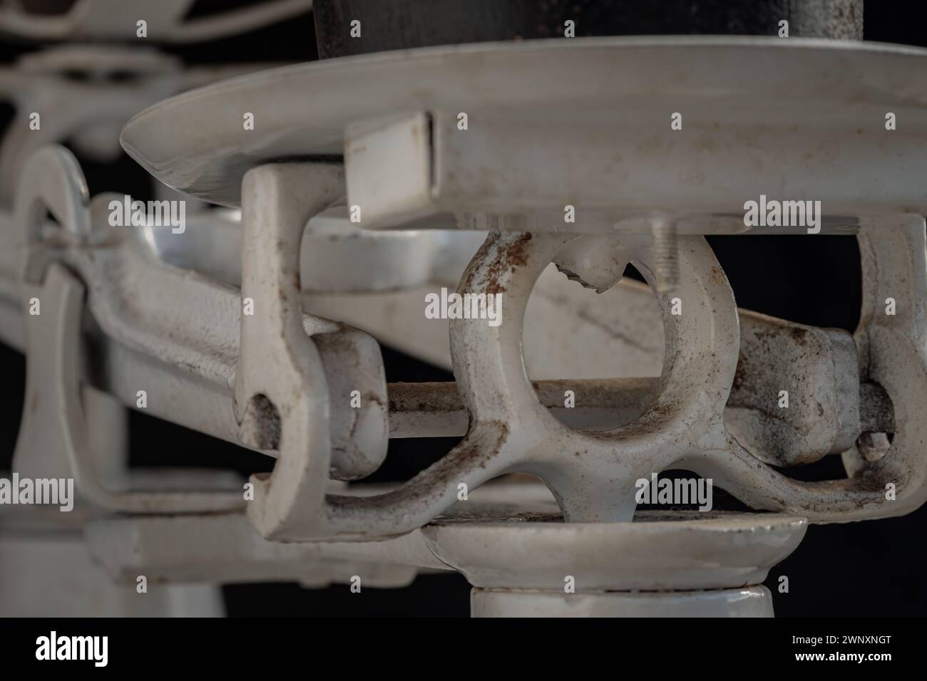 Old fashioned traditional weighing scales hi-res stock photography and ...