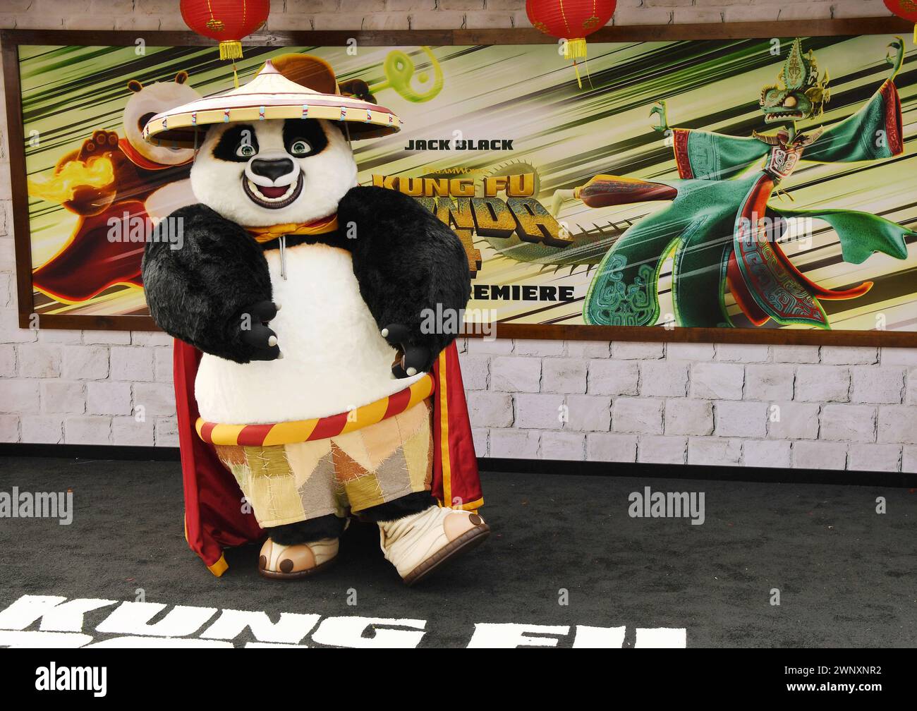 LOS ANGELES, CALIFORNIA - MARCH 03: A performer in a "Po" costume ...