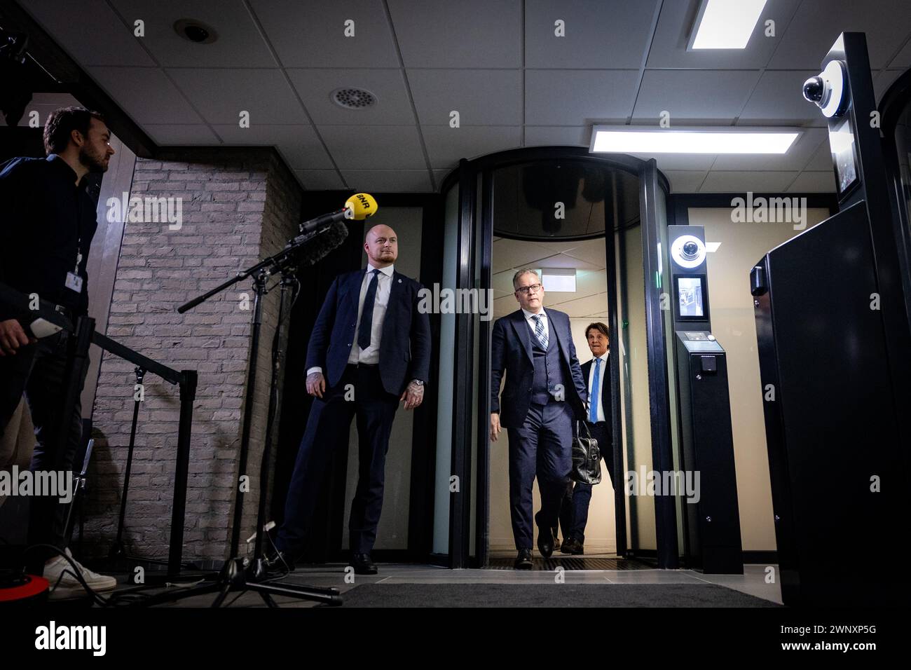 THE HAGUE - Informer Kim Putters speaks to the press after a new round ...