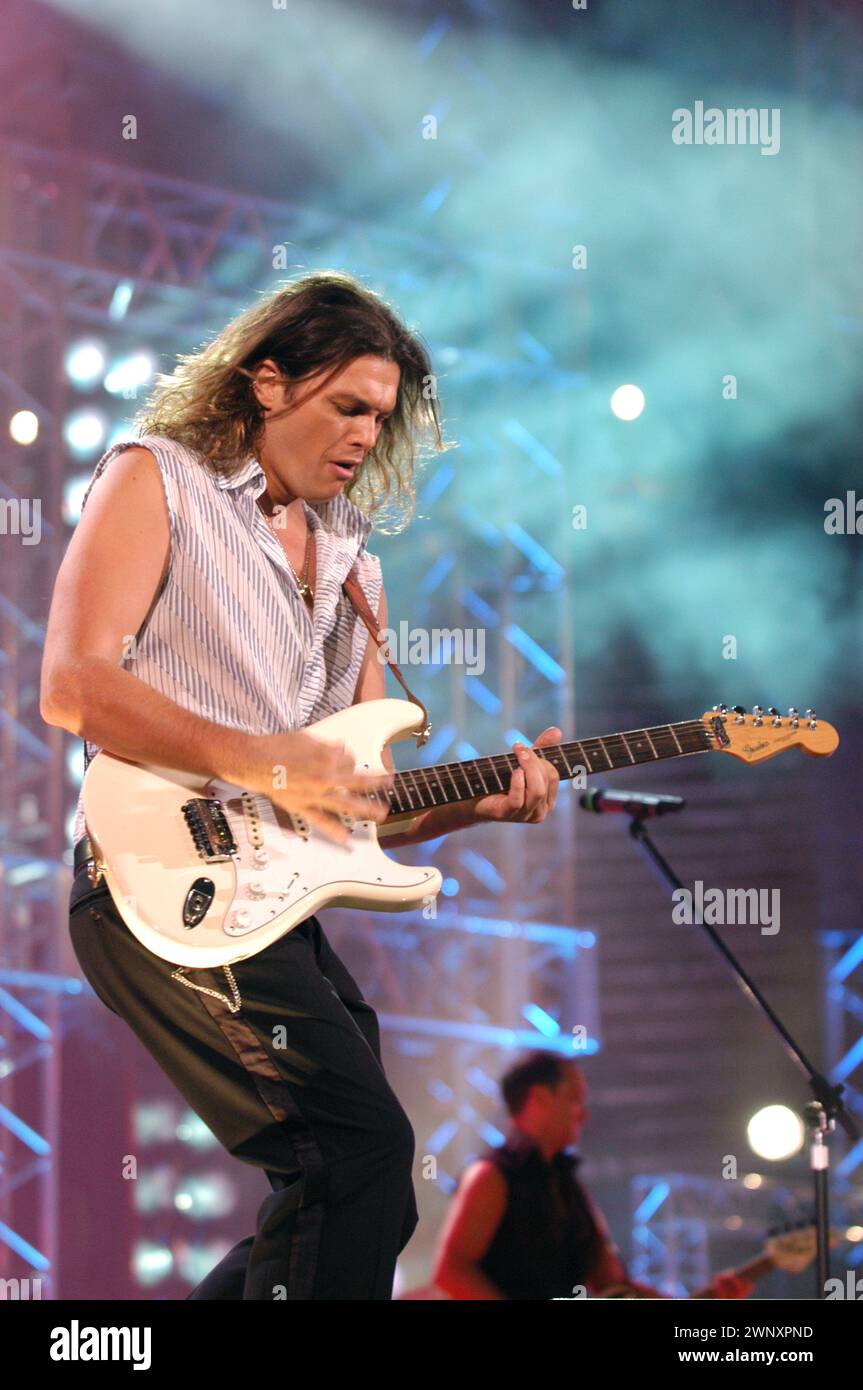 Gianluca grignani 2003 hi-res stock photography and images - Alamy