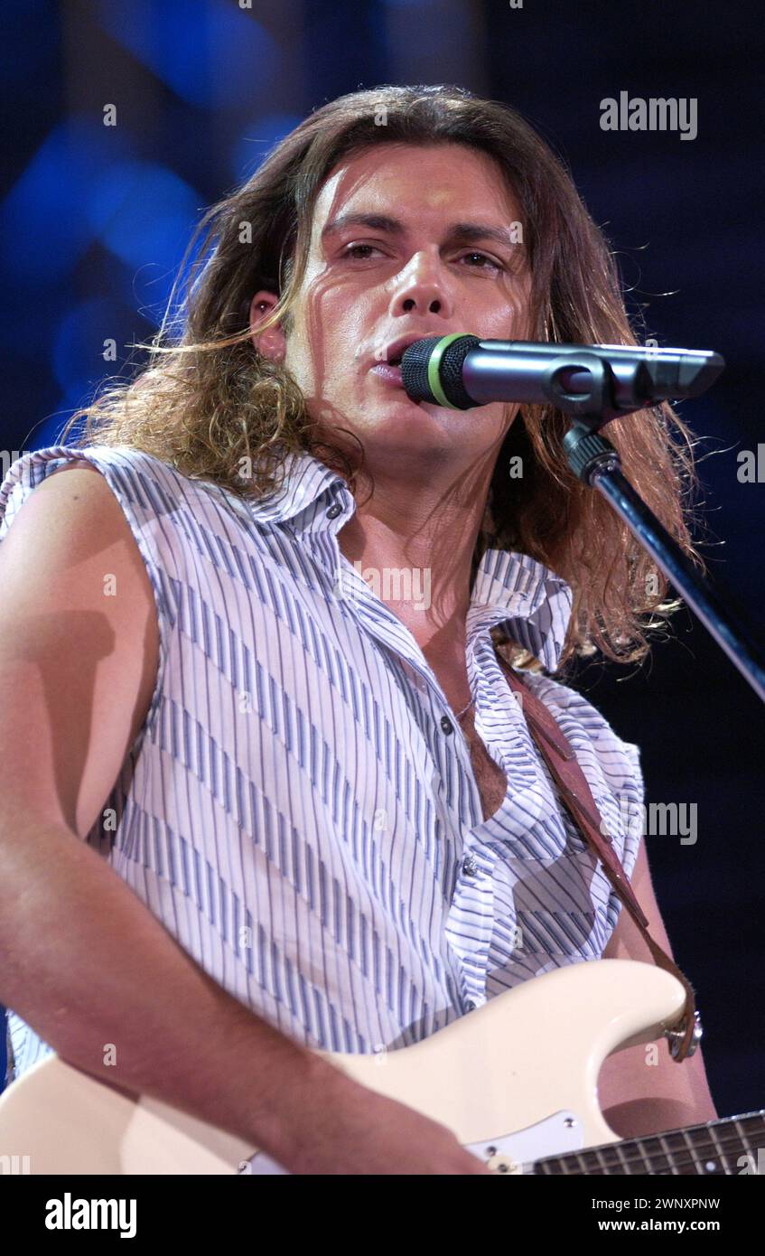 Gianluca grignani immagini 2003 hi-res stock photography and images - Alamy