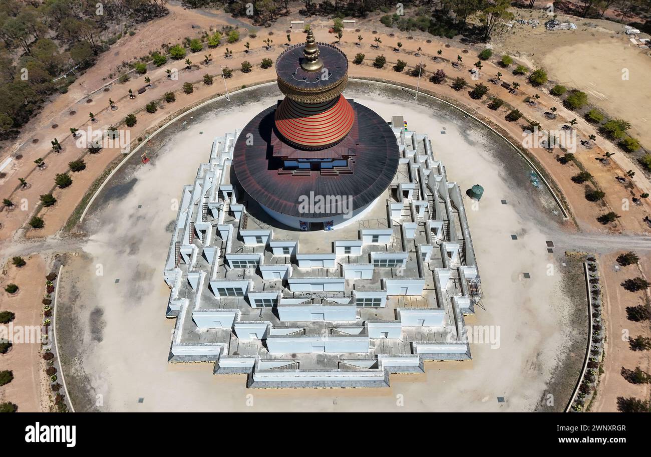 The great stupa bendigo hi-res stock photography and images - Alamy
