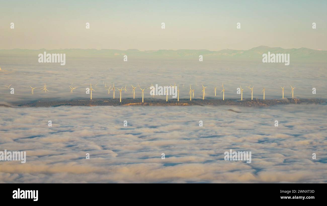 éolienne sea hi-res stock photography and images - Alamy