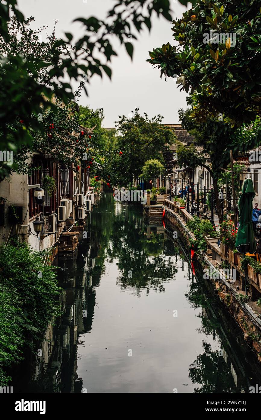 Old suzhou hi-res stock photography and images - Alamy