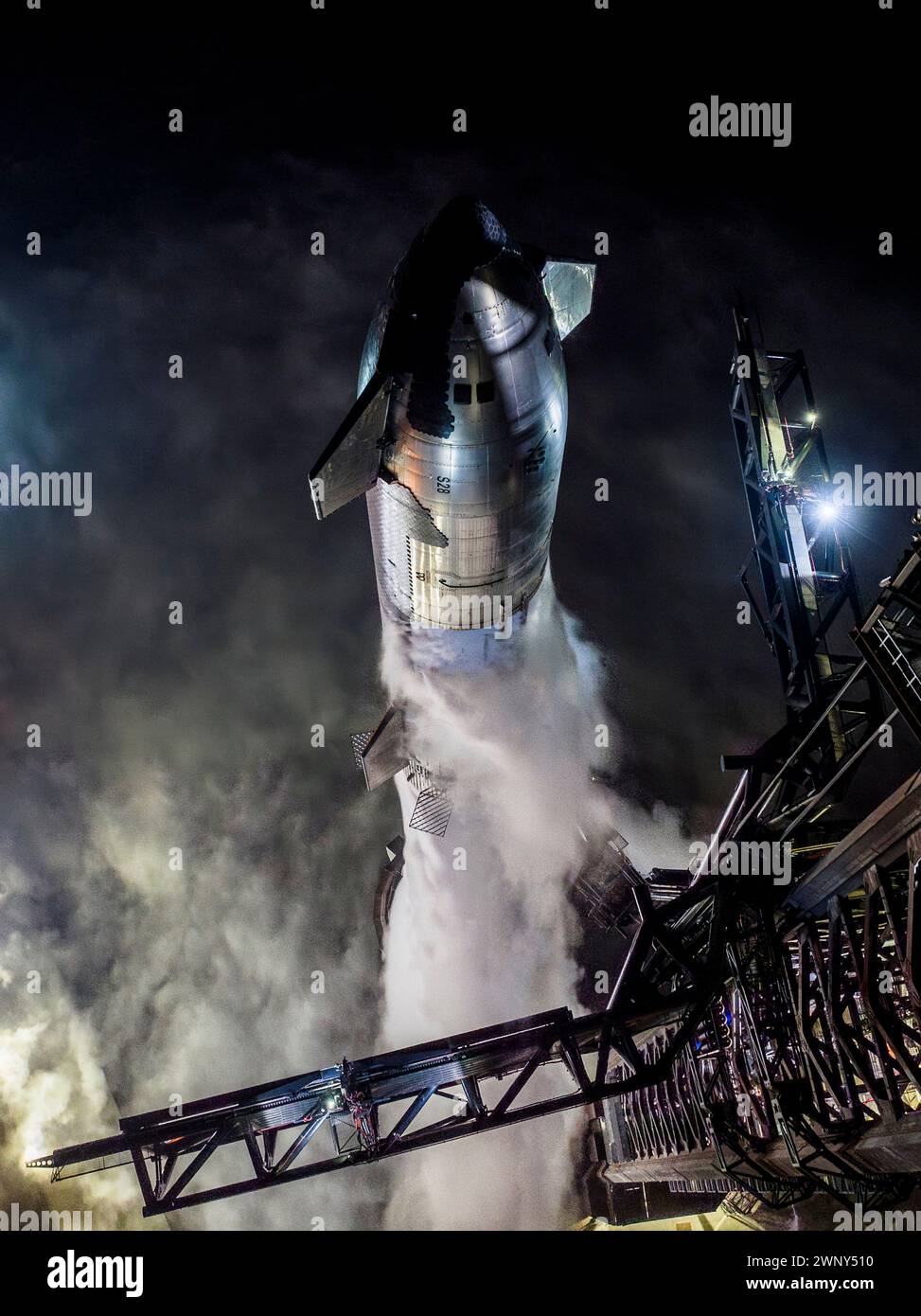 2024 loading hi-res stock photography and images - Alamy