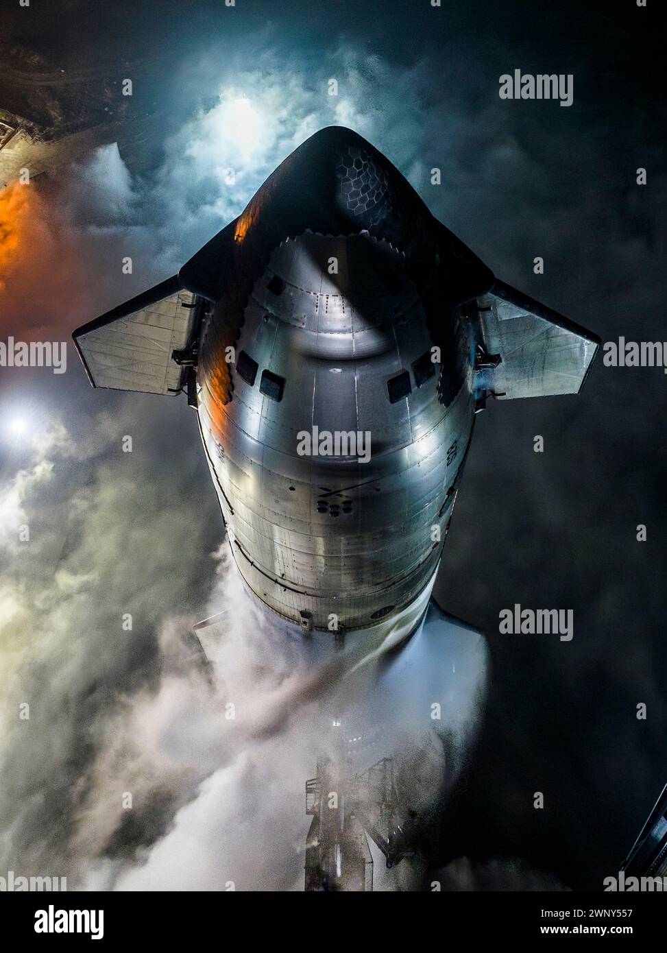 2024 loading hi-res stock photography and images - Alamy