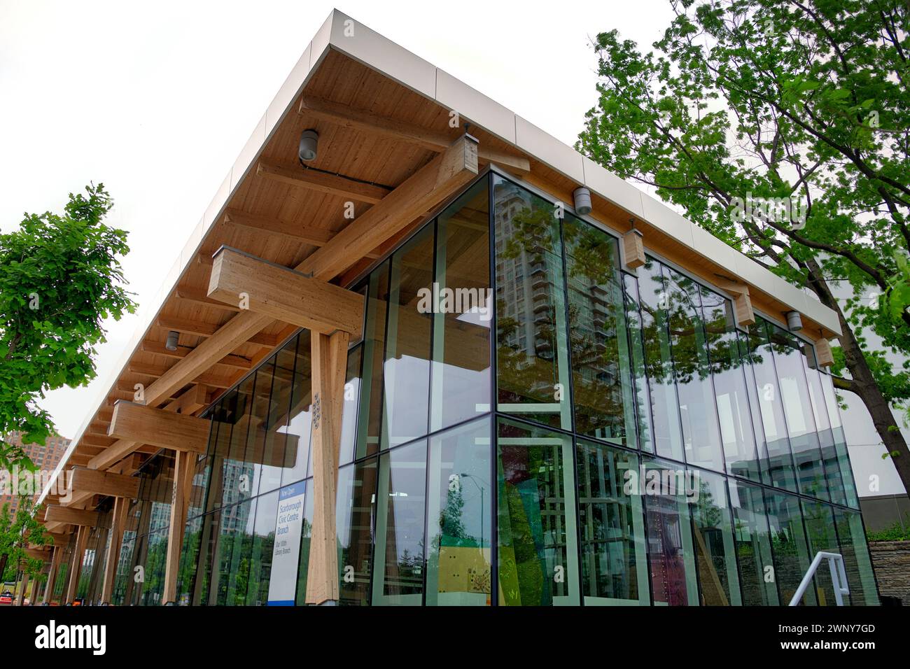 Modern glass door, library hi-res stock photography and images - Alamy