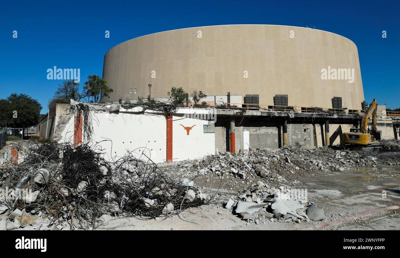 December 11, 2023: The University of Texas at Austin's former ...