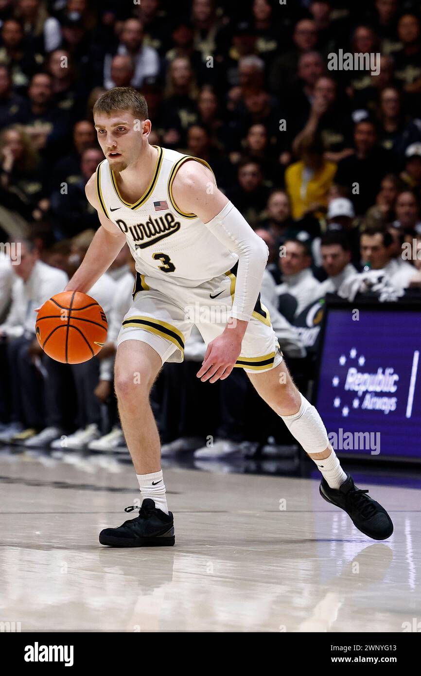 WEST LAFAYETTE, IN - MARCH 02: Purdue Boilermakers guard Braden Smith ...