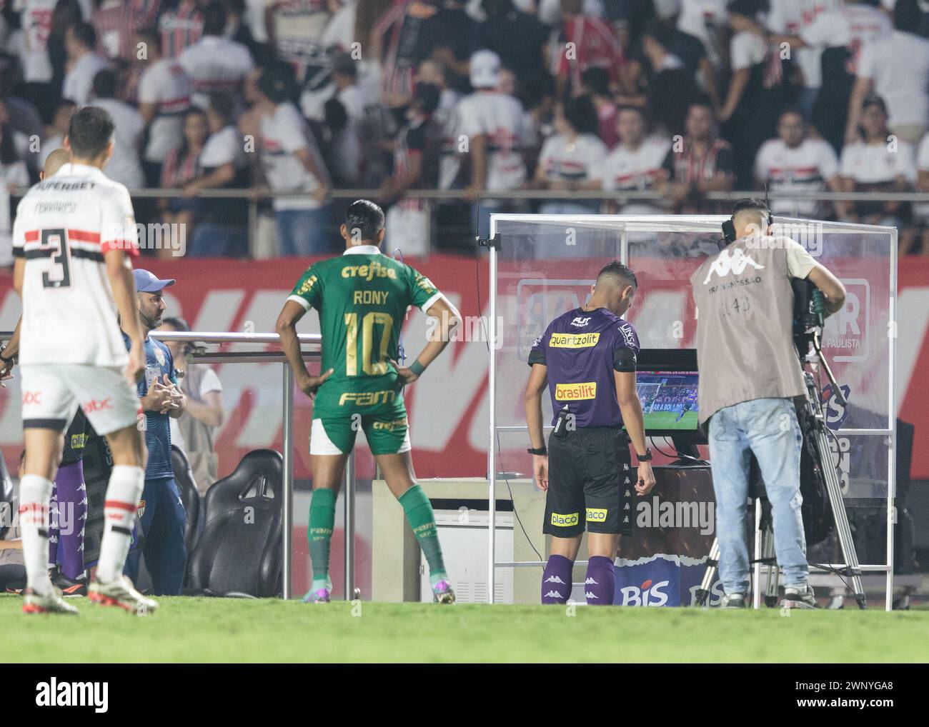 Matheus delgado candancan hi-res stock photography and images - Alamy