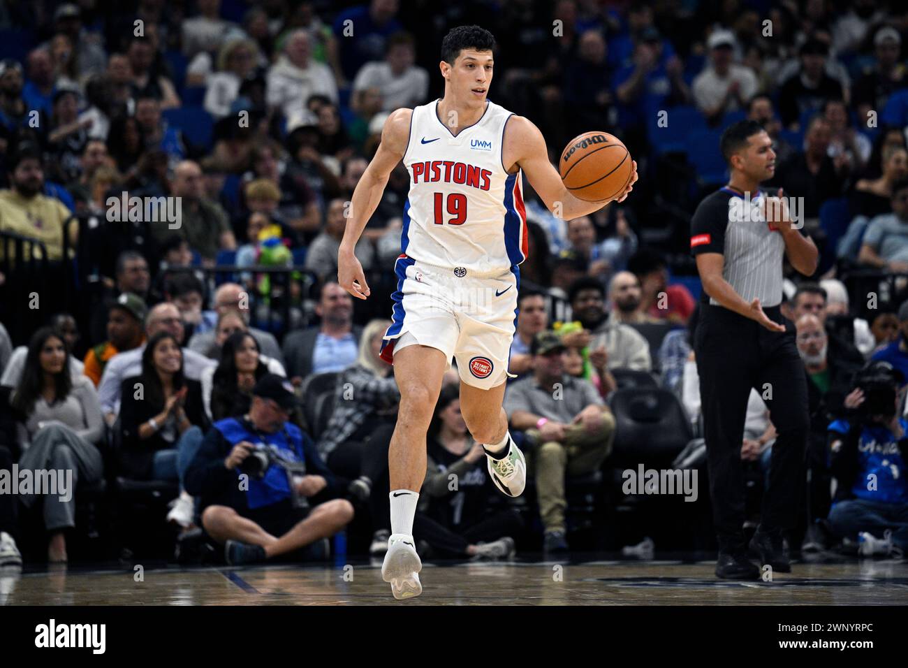 Detroit Pistons forward Simone Fontecchio (19) brings the ball up the ...