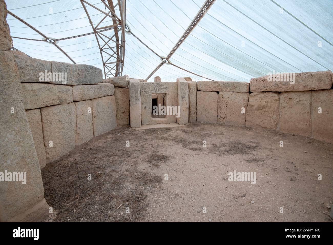 Old megalithic structure hi-res stock photography and images - Alamy