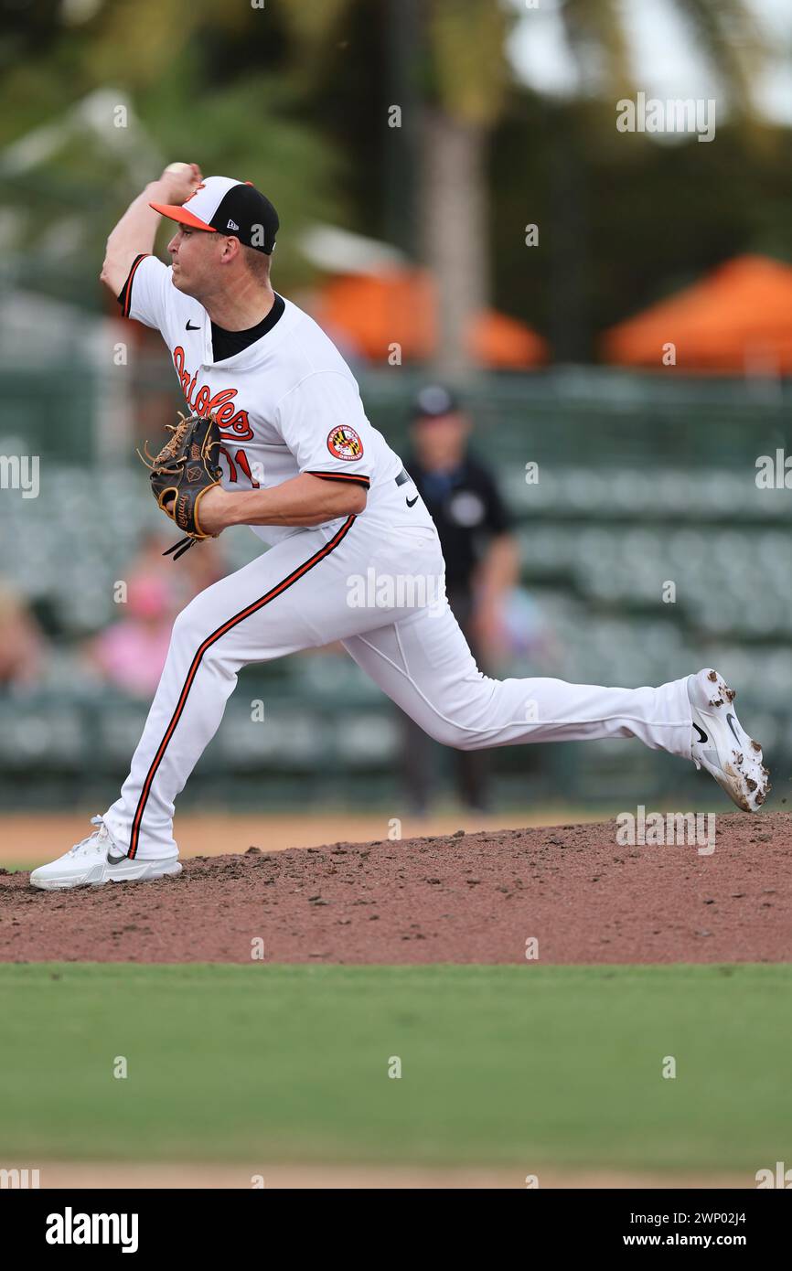 The webb twins hi-res stock photography and images - Alamy