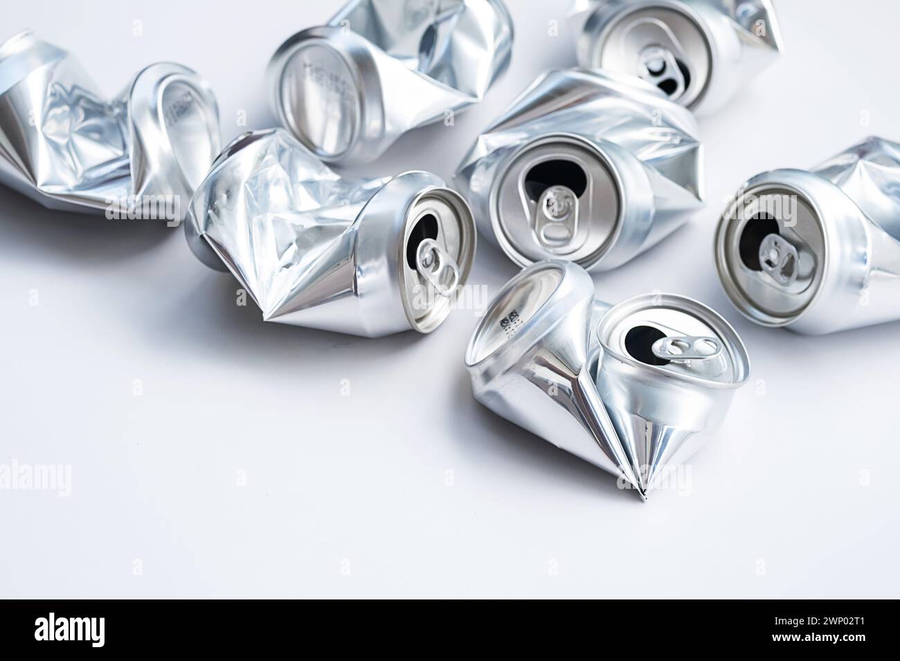 Aluminum drinking cans sorting for recycle Stock Photo - Alamy