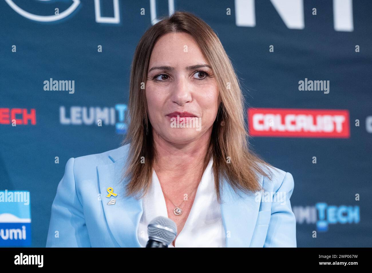 Ganancia capital hi-res stock photography and images - Alamy