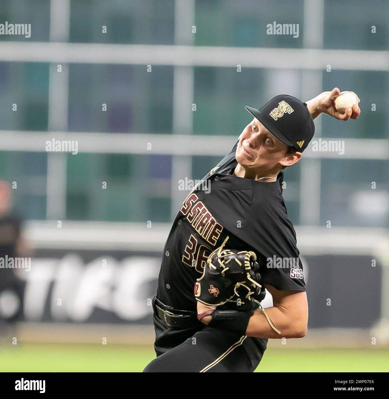 Houston, Texas, USA. 3rd Mar, 2024. Texas State starting pitcher SAM HALL (36) throws a pitch ...