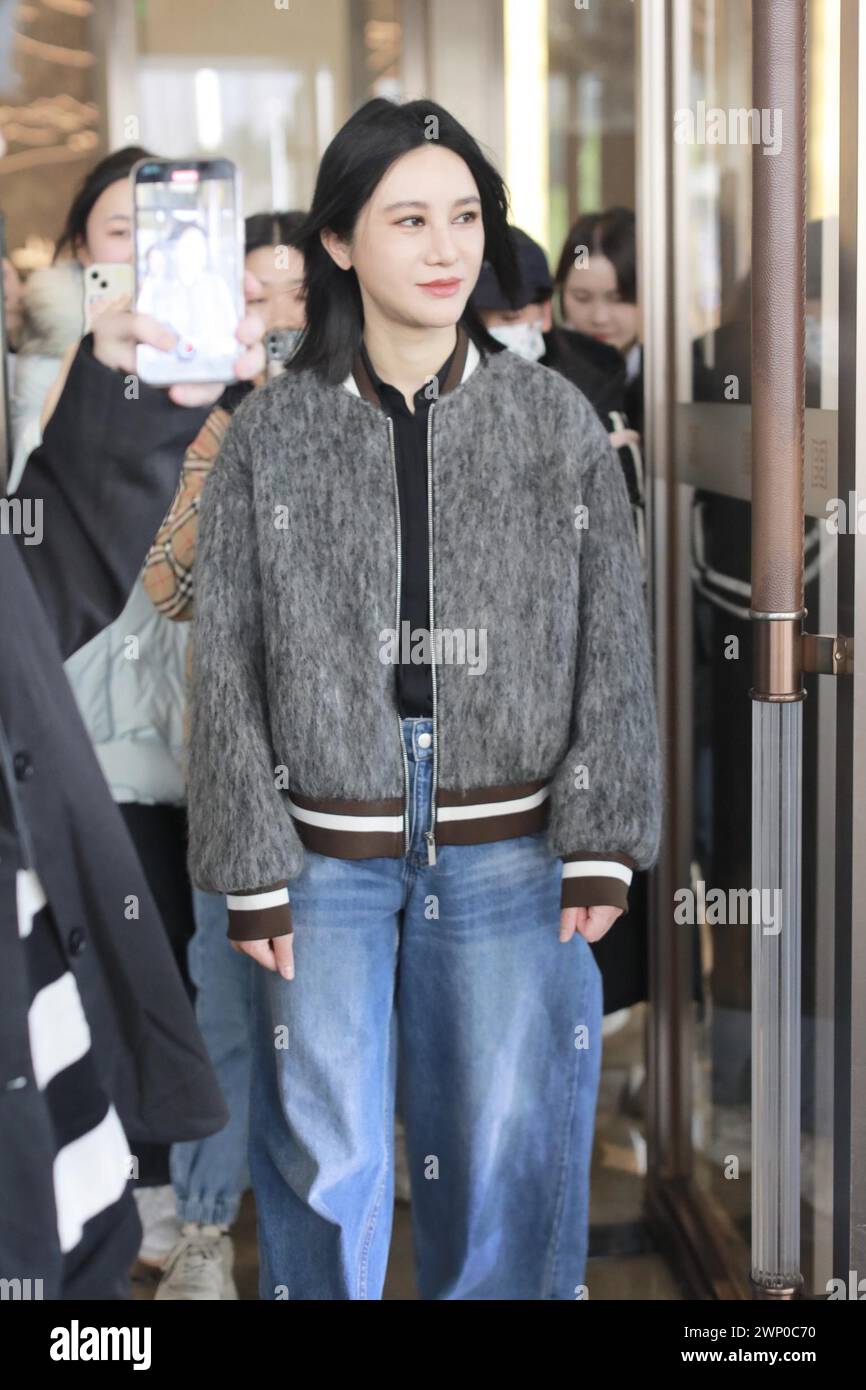 Chinese singer-songwriter Shang Wenjie appears in Changsha City, south ...