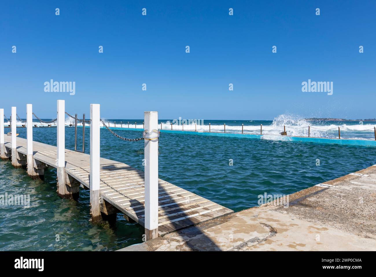 Sydney, Australia, Narrabeen beach and its famous ocean pool rockpool ...