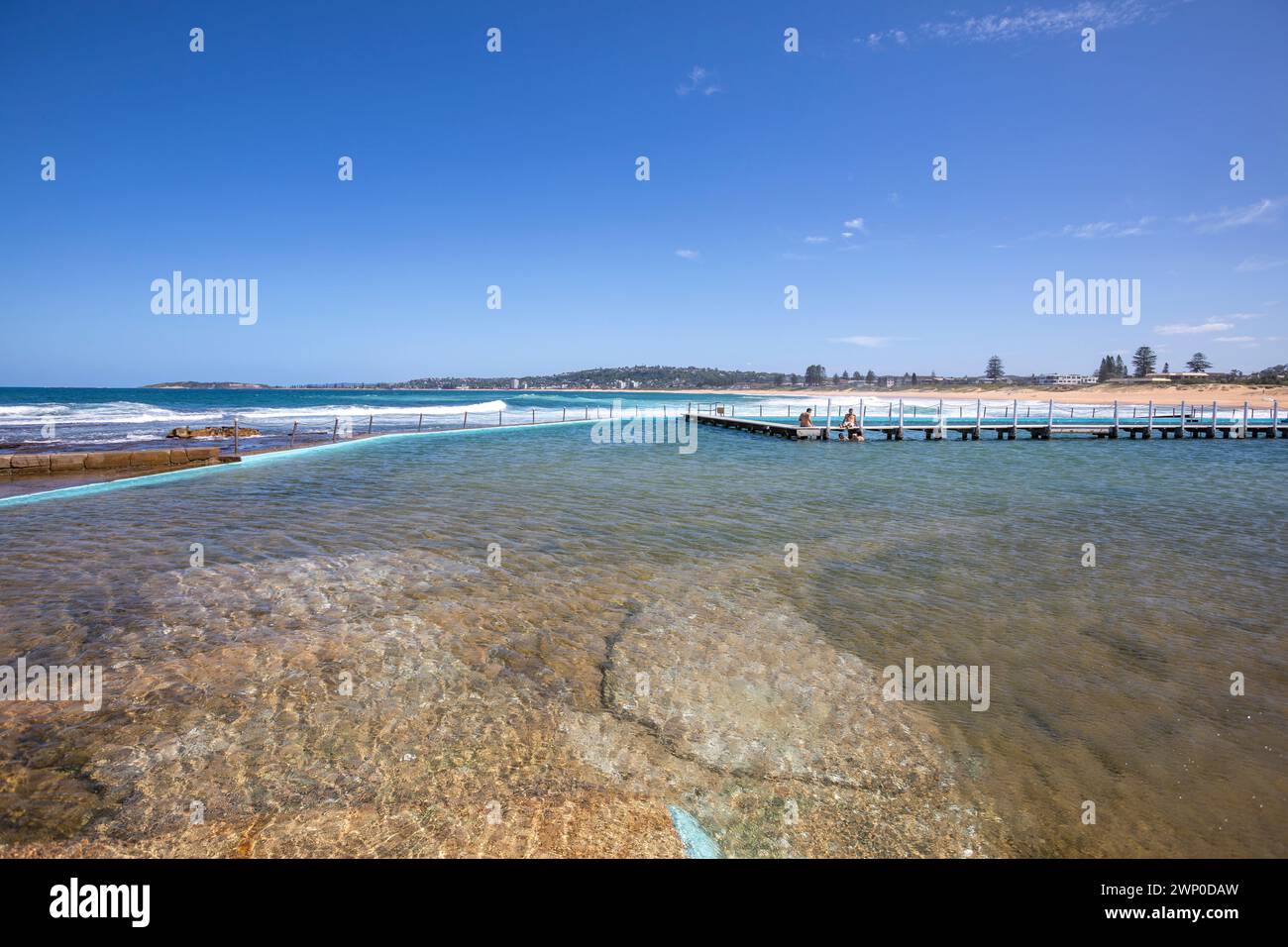 Sydney, Australia, Narrabeen beach and its famous ocean pool rockpool ...
