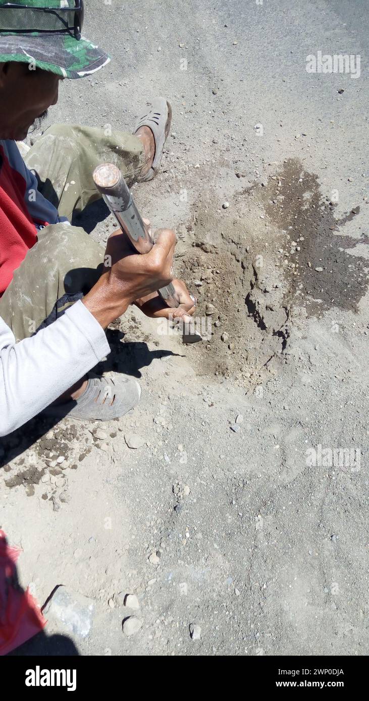 research the types of soil to find out the types, kinds and mixtures ...