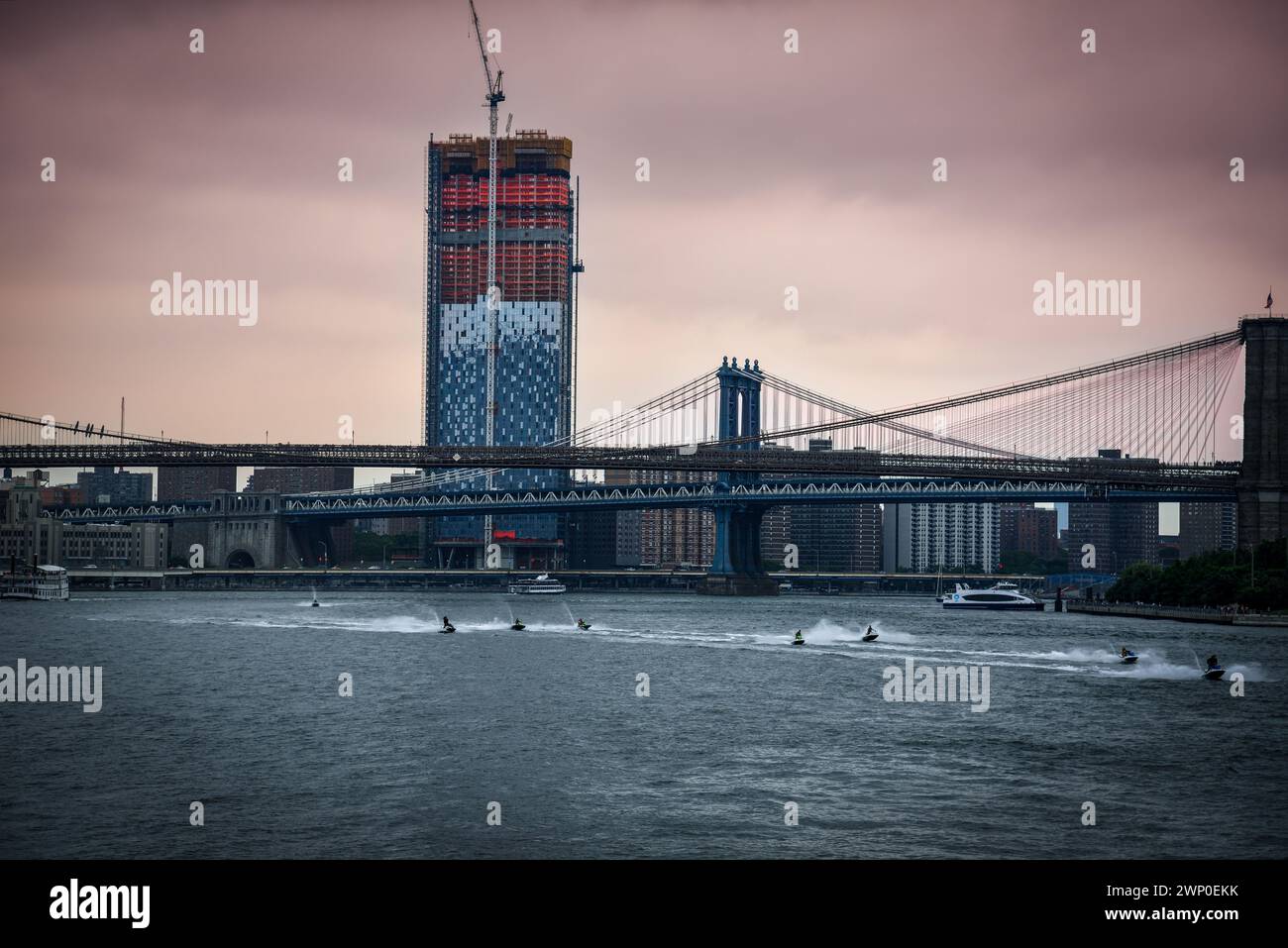 Historical skyscraper construction hi-res stock photography and images ...