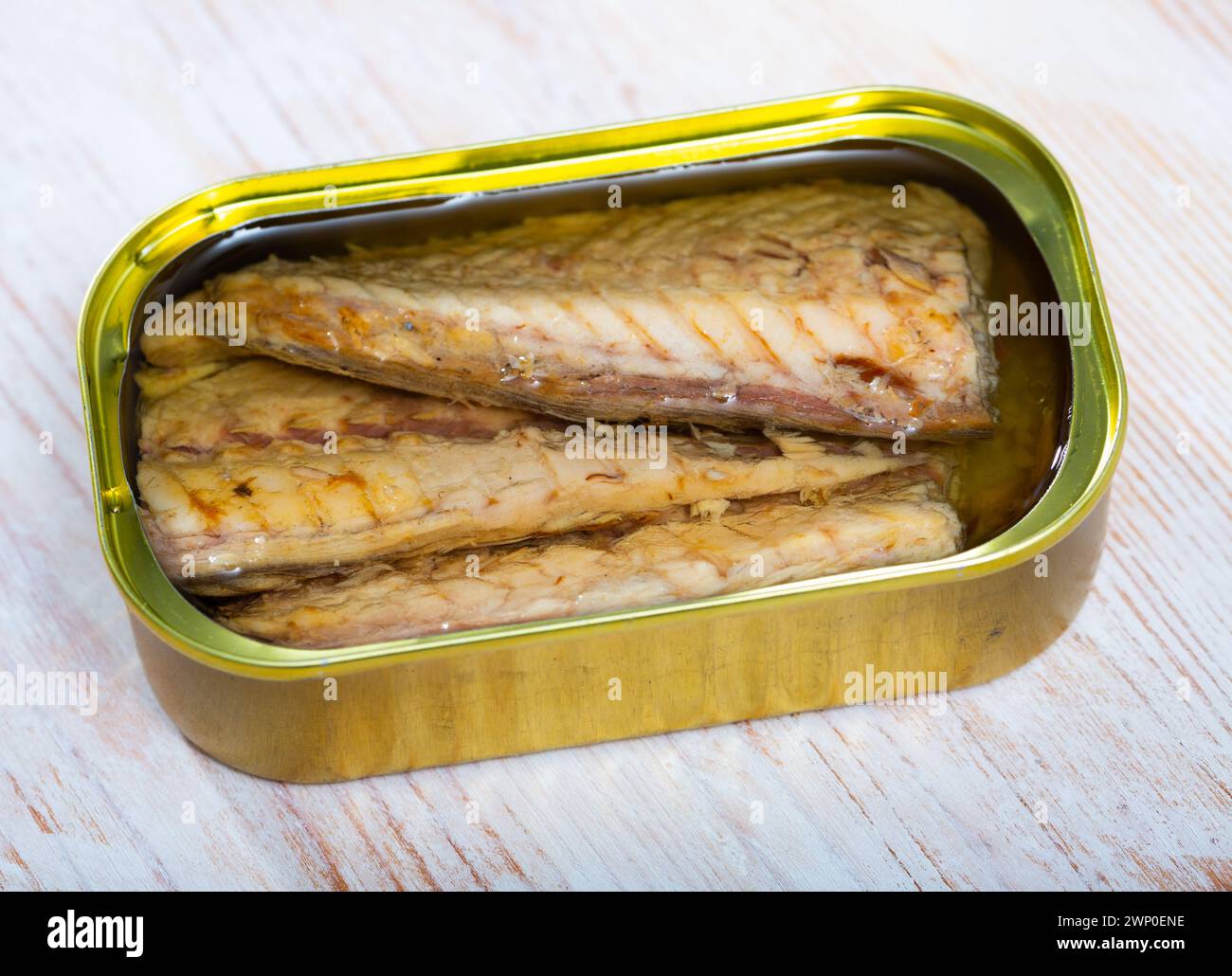 Mackerel fillets in sunflower oil Stock Photo - Alamy