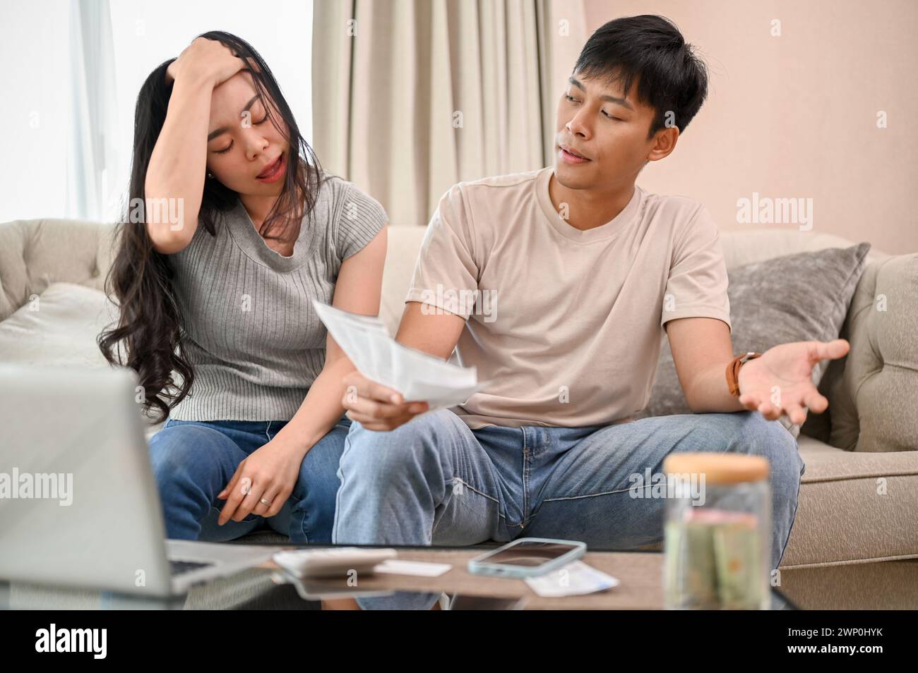 Husband invoices hi-res stock photography and images - Alamy