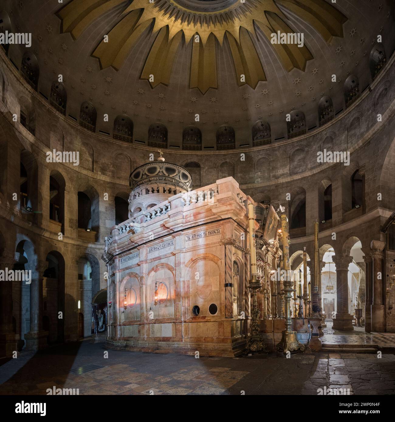 Aedicule tomb hi-res stock photography and images - Alamy