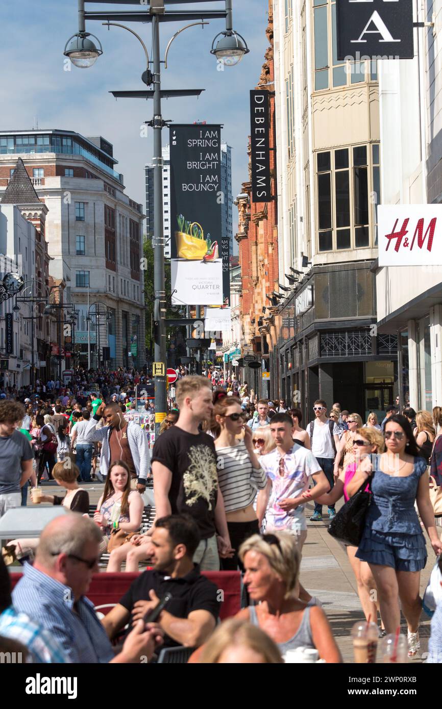 The briggate hi-res stock photography and images - Alamy