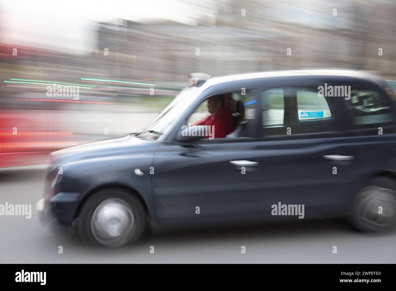 Black cab movement hi-res stock photography and images - Alamy
