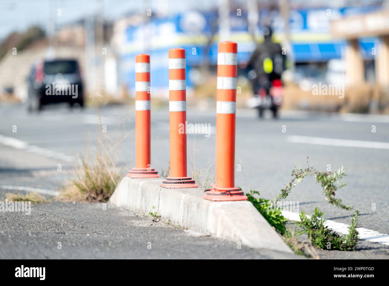 Traffic poles hi-res stock photography and images - Alamy