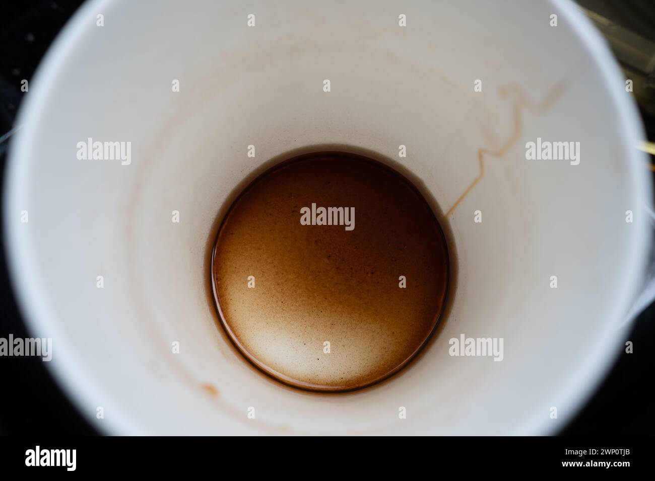 Used coffee cup paper hi-res stock photography and images - Alamy