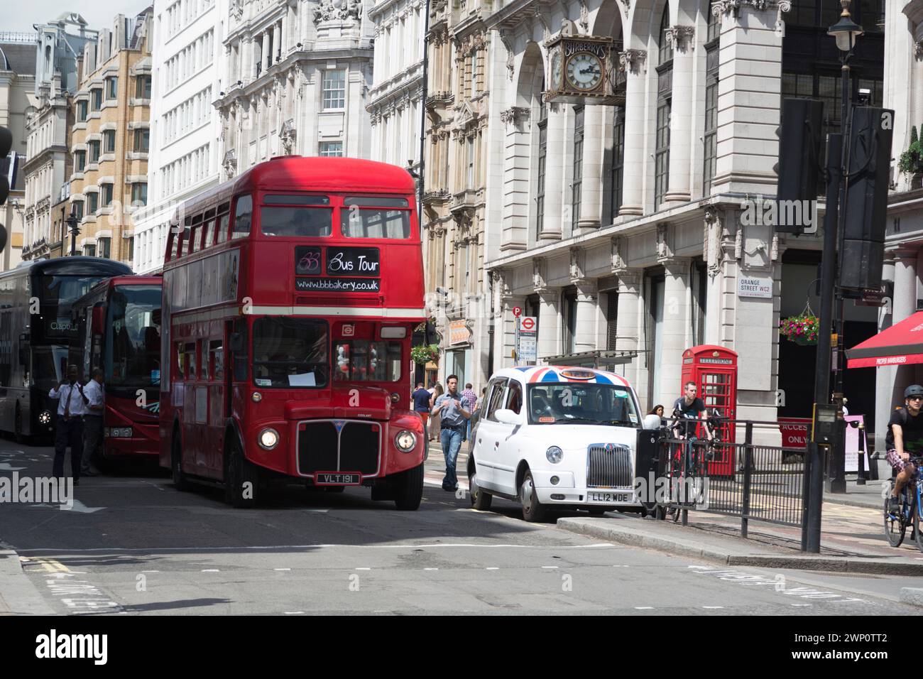 UK, London, Red bus on Whitehall Stock Photo - Alamy