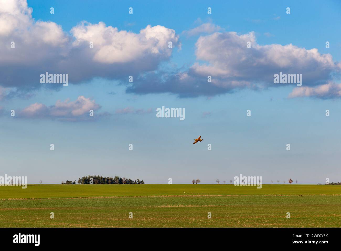 Herbicide plane hi-res stock photography and images - Alamy