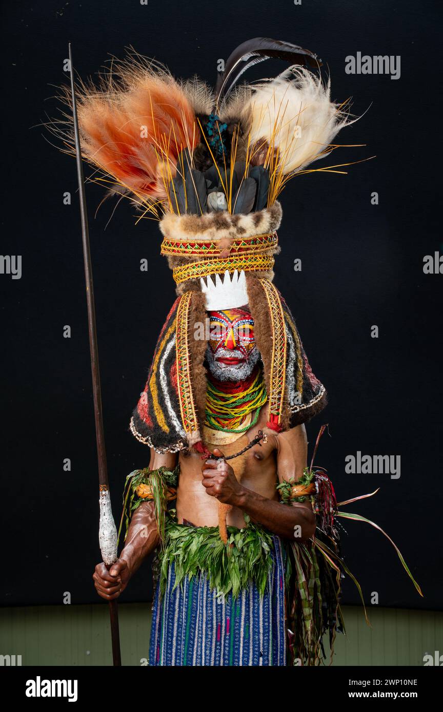Singsing papua new guinea hi-res stock photography and images - Alamy