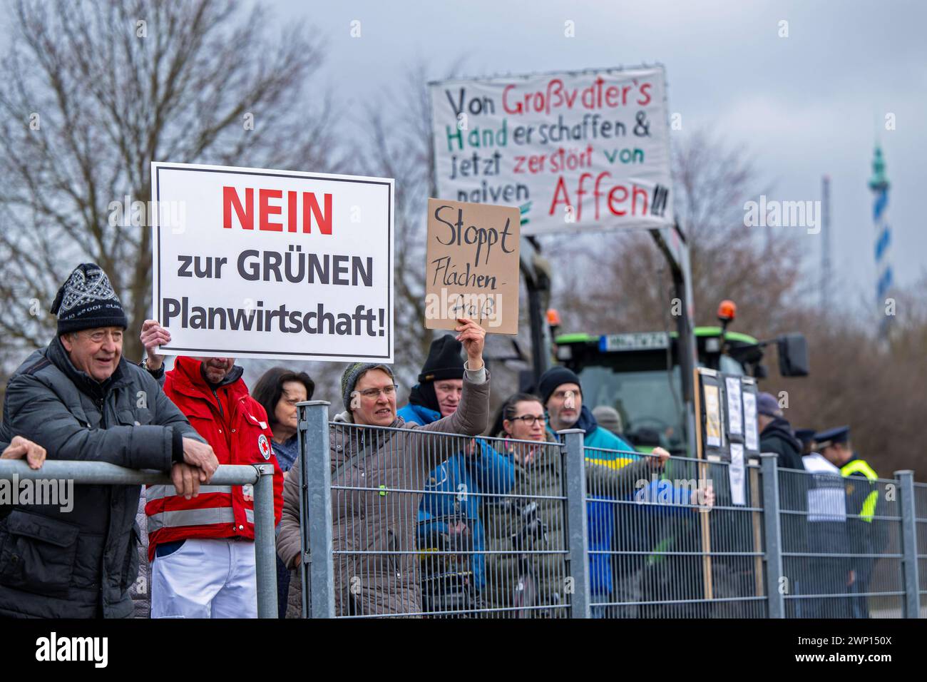 Solarcarportanlage hi-res stock photography and images - Alamy