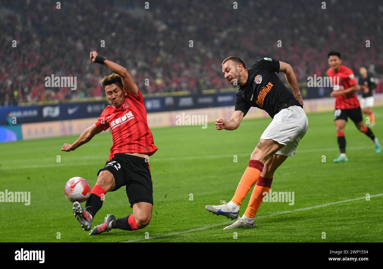 Chengdu Rongcheng Football Club defeated Qingdao Hainiu Football Club ...
