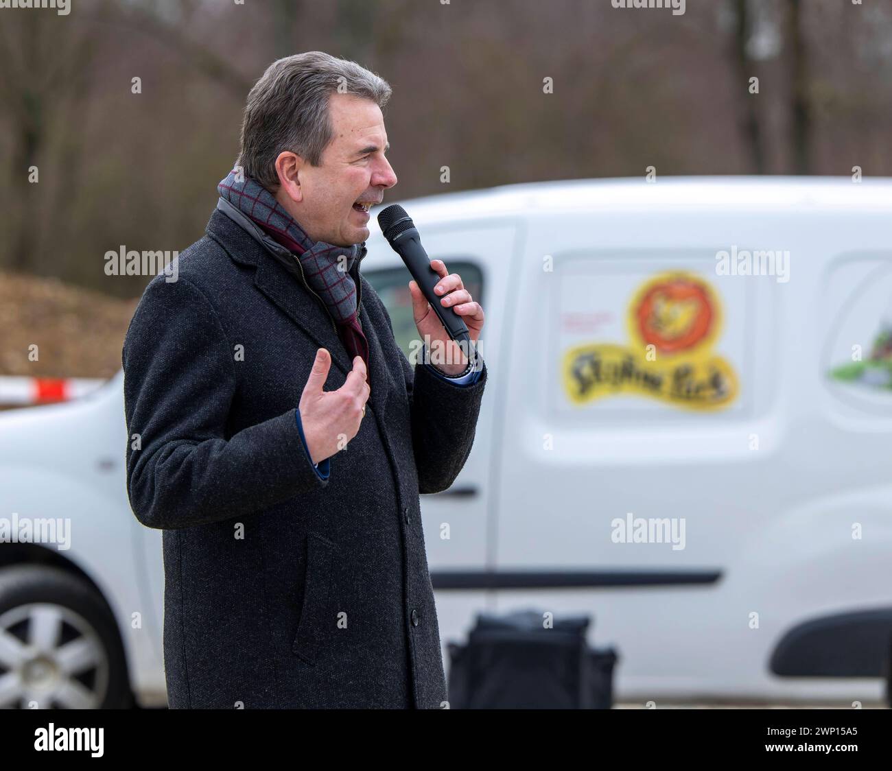 Solarcarportanlage hi-res stock photography and images - Alamy